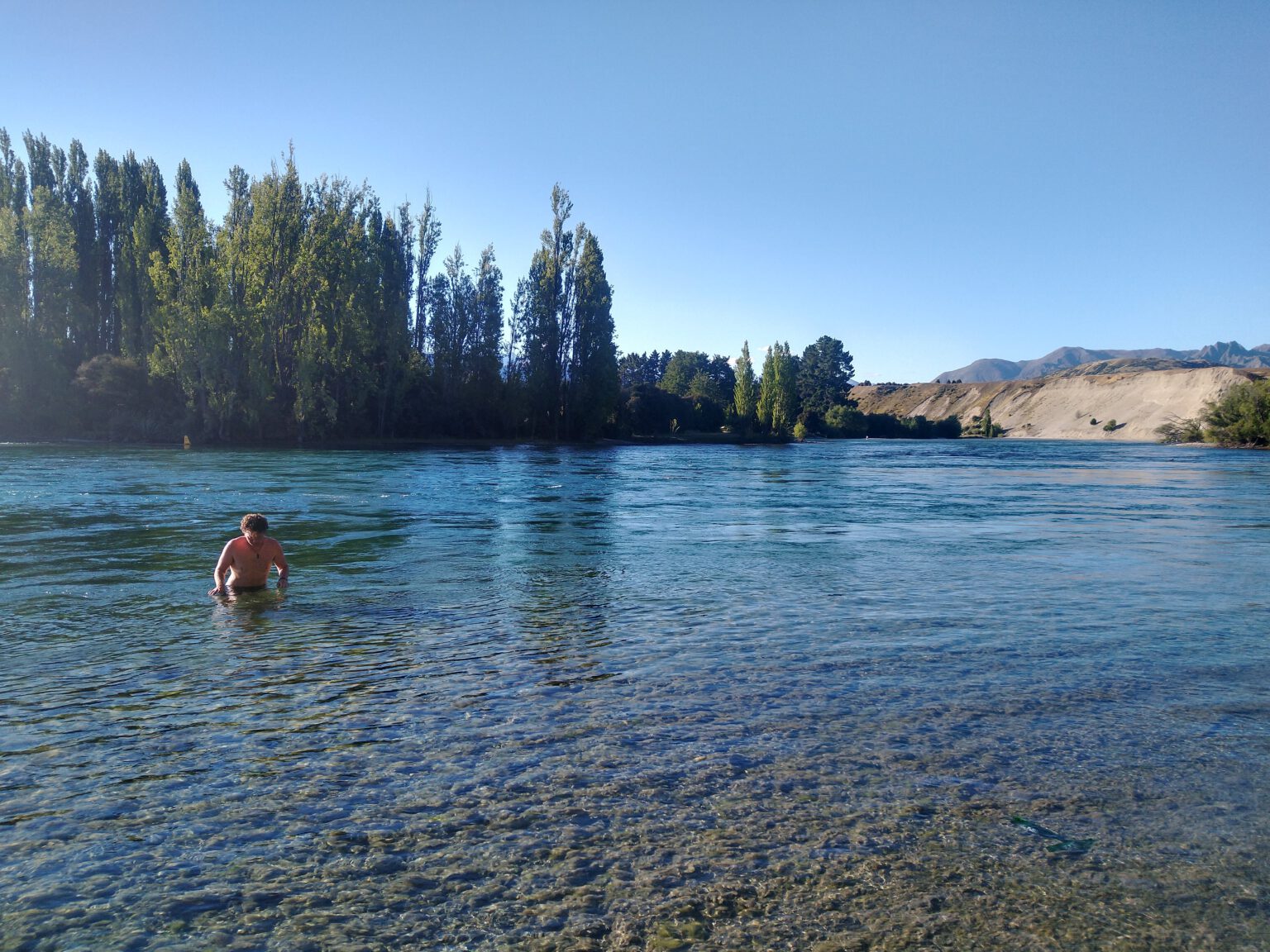 Driving through the incredible Haast Pass, New Zealand - KiwiandtheKraut